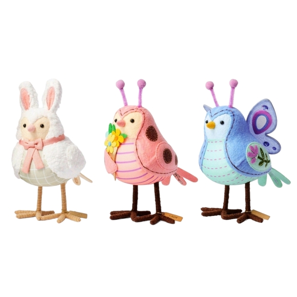 Featherly Friends | Accents | Nwt Target Fabric Bird 224 Easter Spring ...